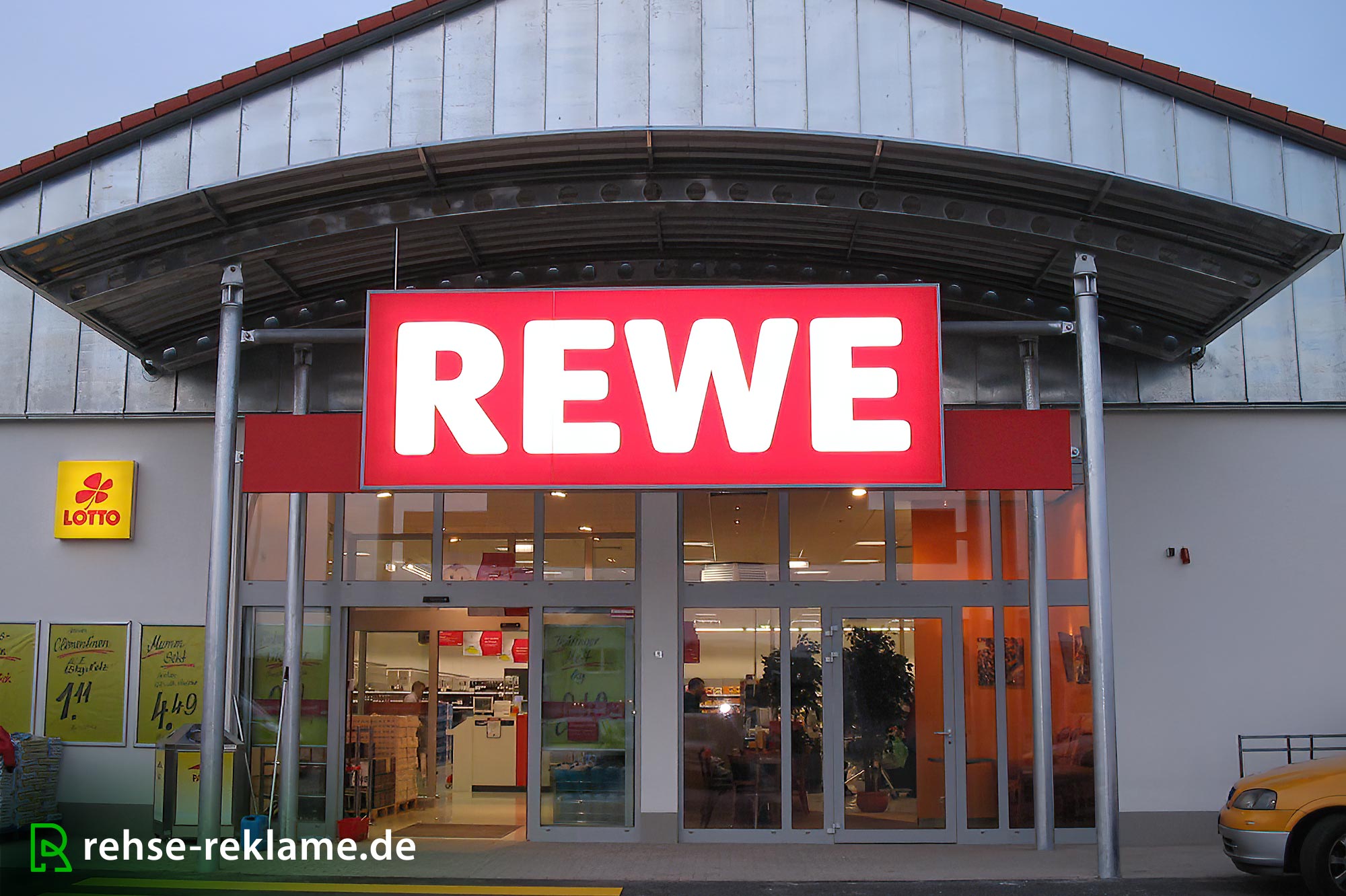 Leuchttransparent und Leuchtkasten - Rehse Reklame GmbH